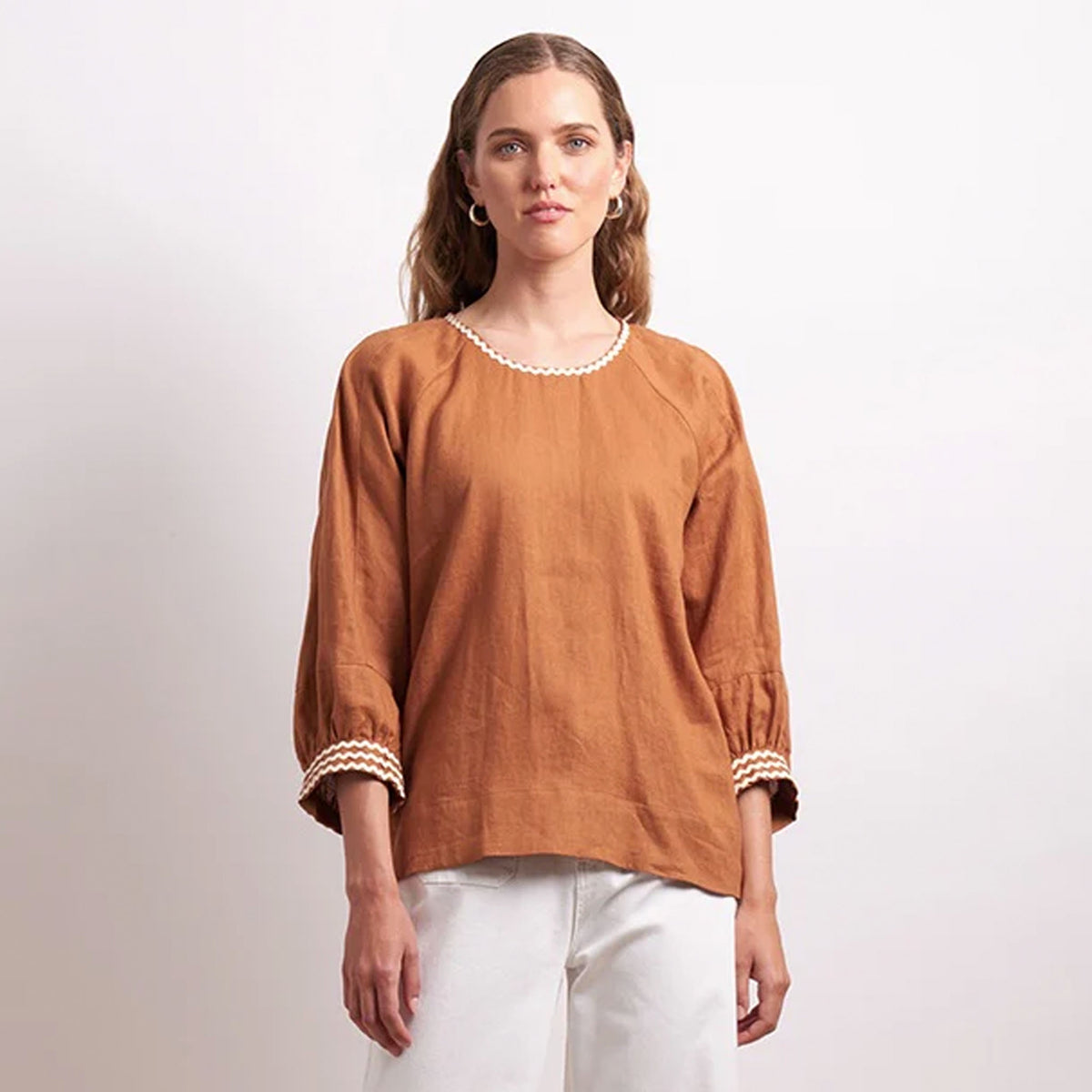Neris Ric Rac Linen Top - Cinnamon | Tea Pea
