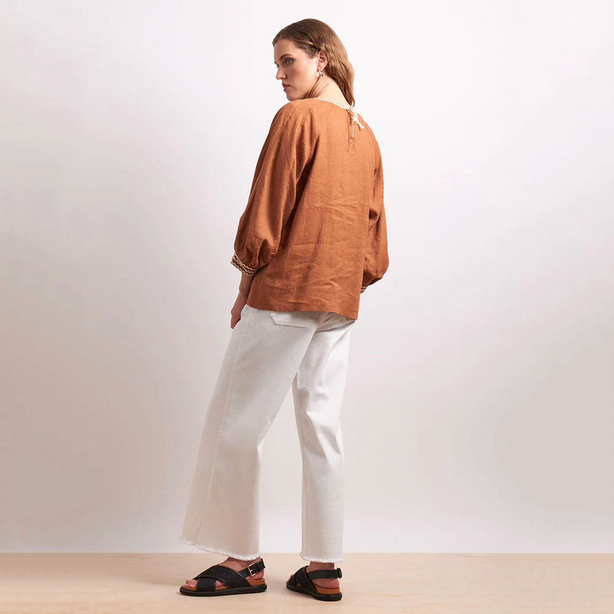 Neris Ric Rac Linen Top - Cinnamon | Tea Pea